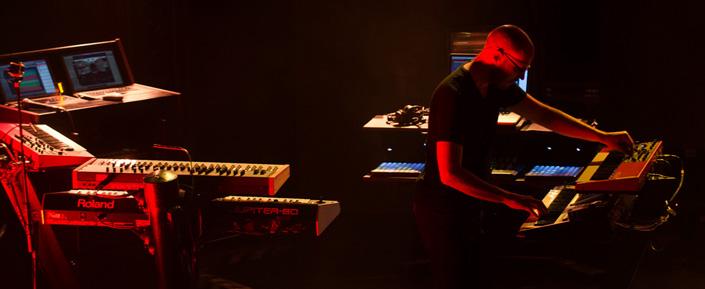 DJ Schiller și The Cat Empire concertează în București - Observatorul ...