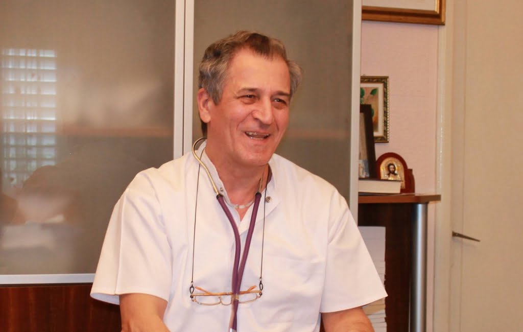 Lansare de carte inedită a doctorului Alin Scarlat - Observatorul Prahovean