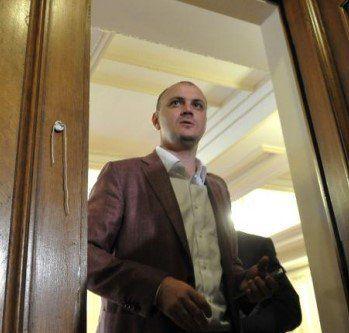 Sebastian Ghiță a părăsit România. Document oficial - Observatorul ...