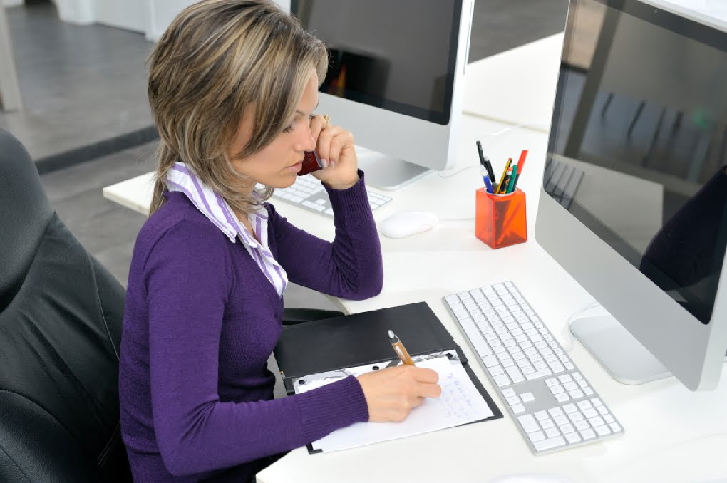 Salariul pentru o secretară din Satu Mare depășește 23.000 de lei ...
