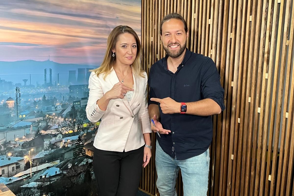 Prahoveanca Monica Marin a renunțat la învățământ pentru o carieră în ...