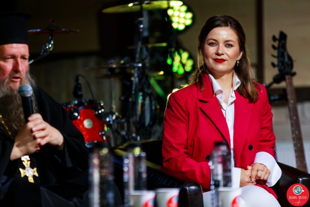 Povestea antreprenoarei care a organizat un concert caritabil pentru ...