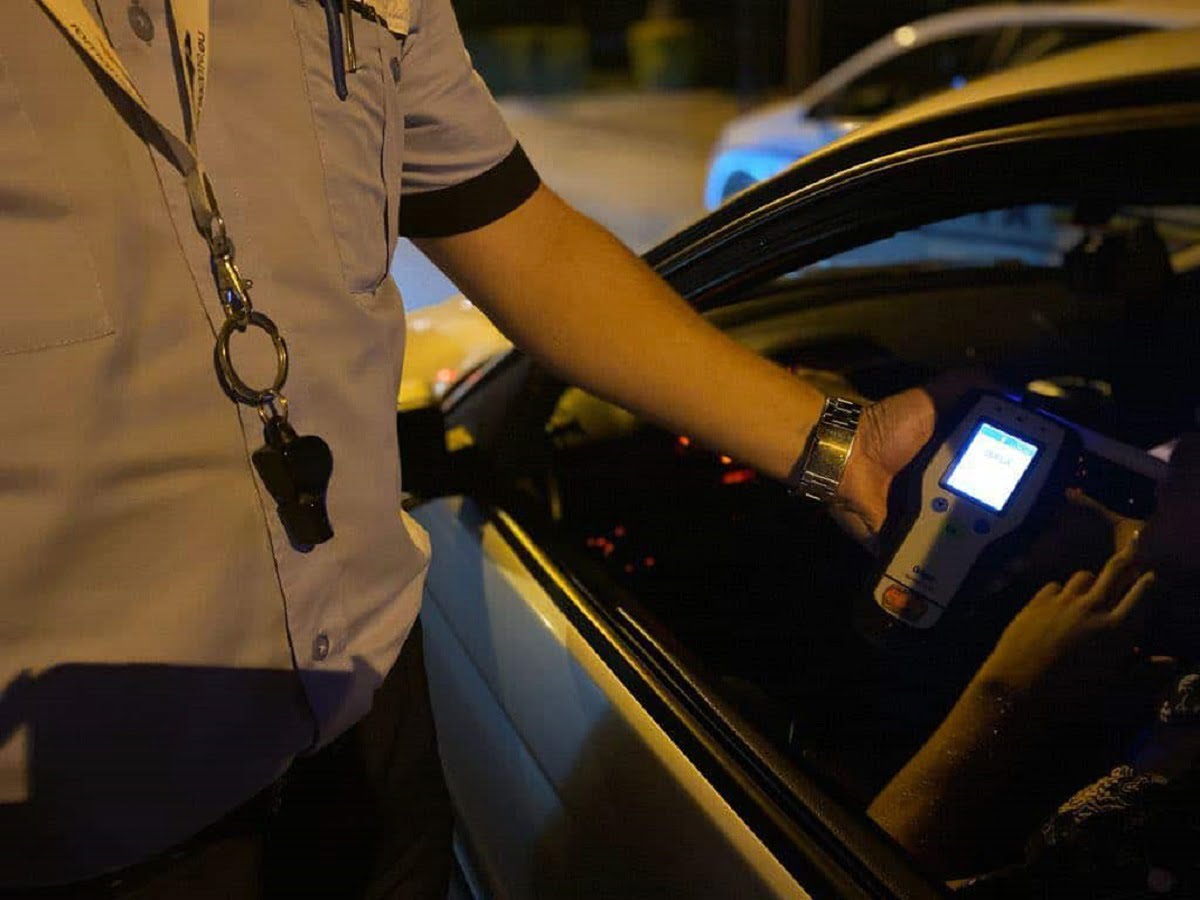 300 de persoane legitimate și 275 de autovehicule controlate în urma ...