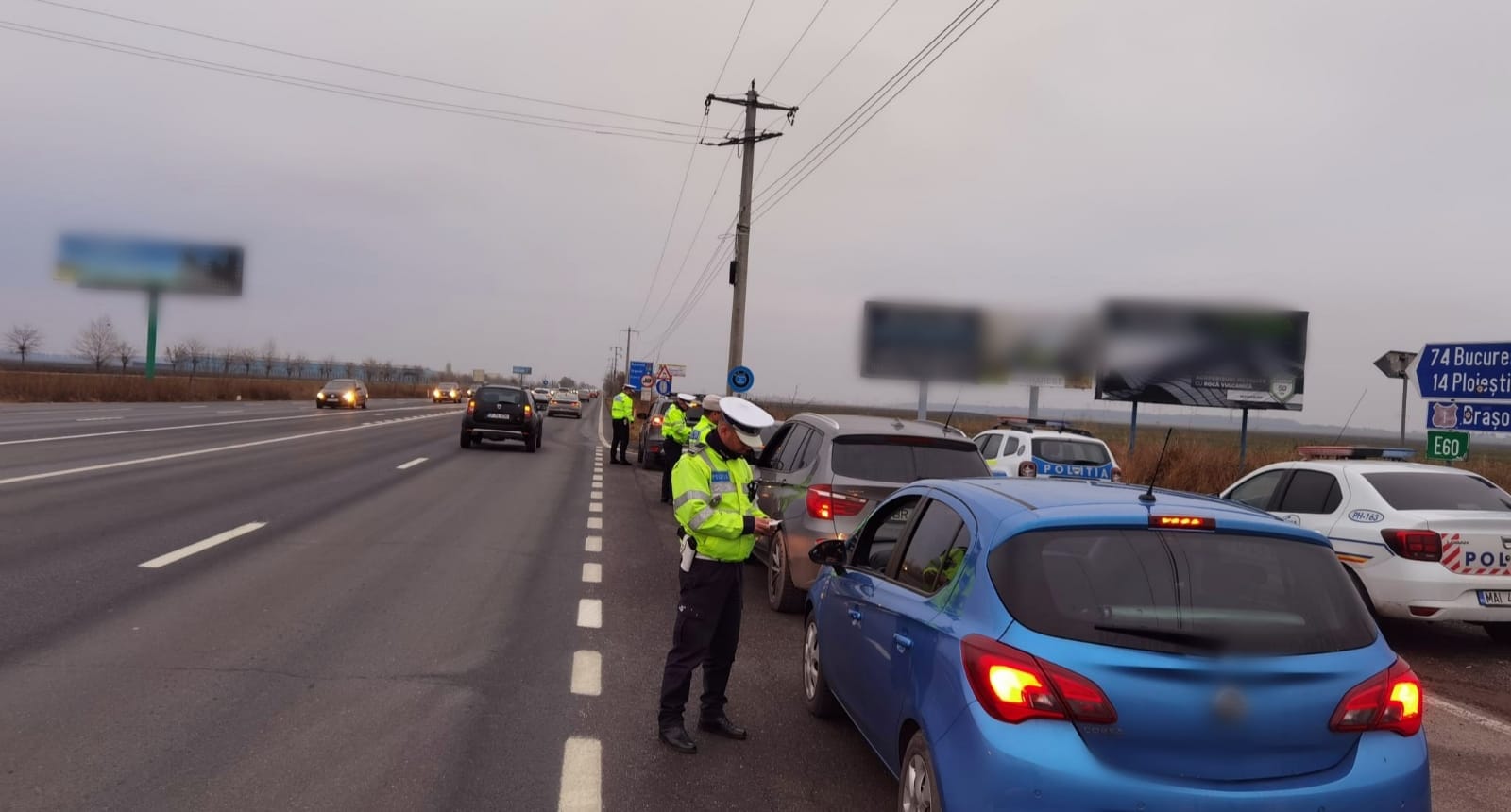 Acțiune rutieră a polițiștilor prahoveni pe DN 1B, în comuna Bucov ...