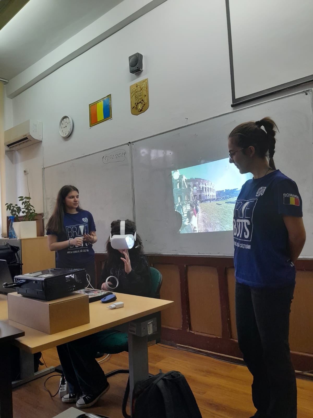 Echipa de robotică BraveBots a Colegiului Național “Mihai Viteazul ...