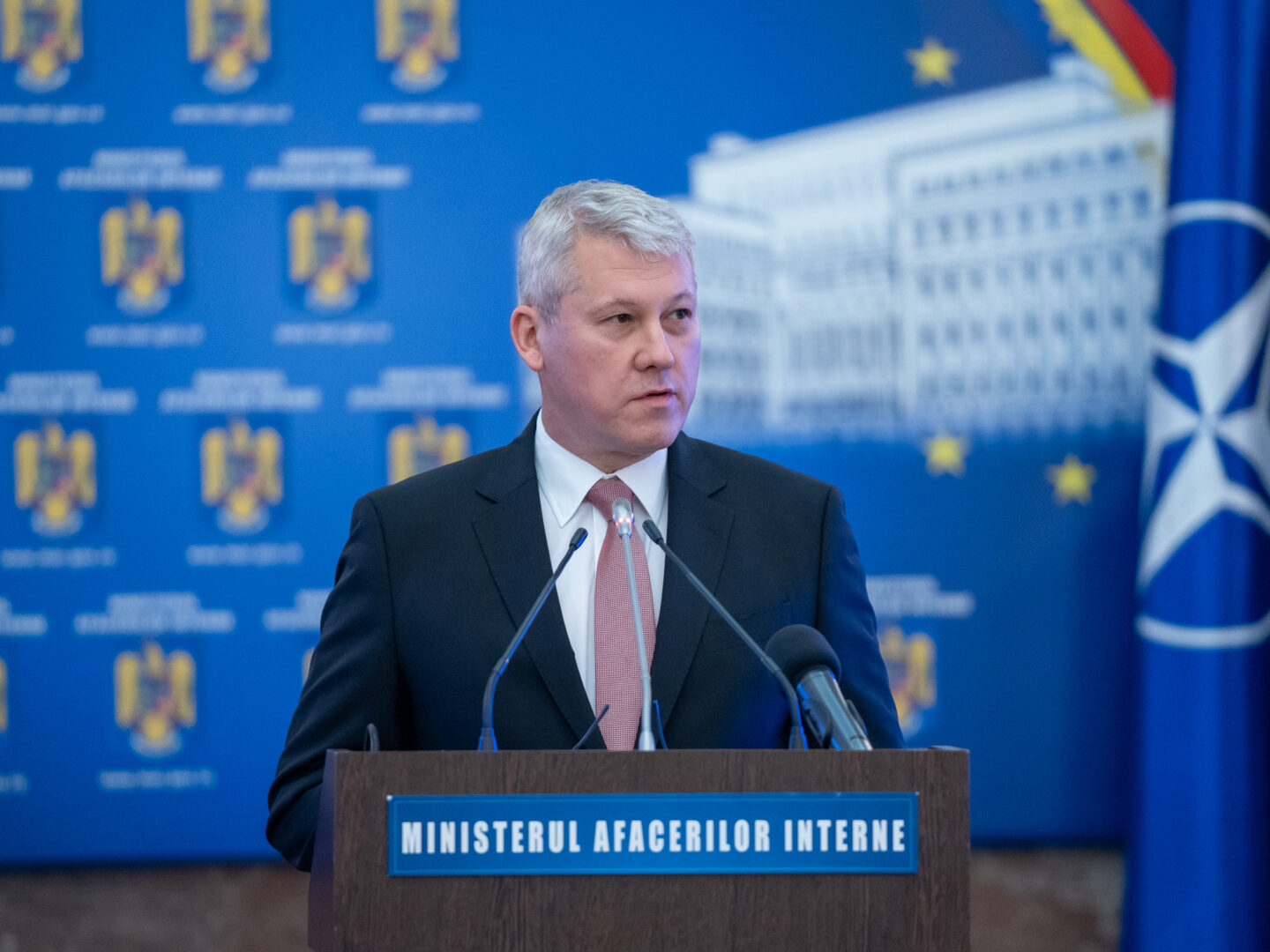 Cătălin Predoiu este noul premier interimar - Observatorul Prahovean