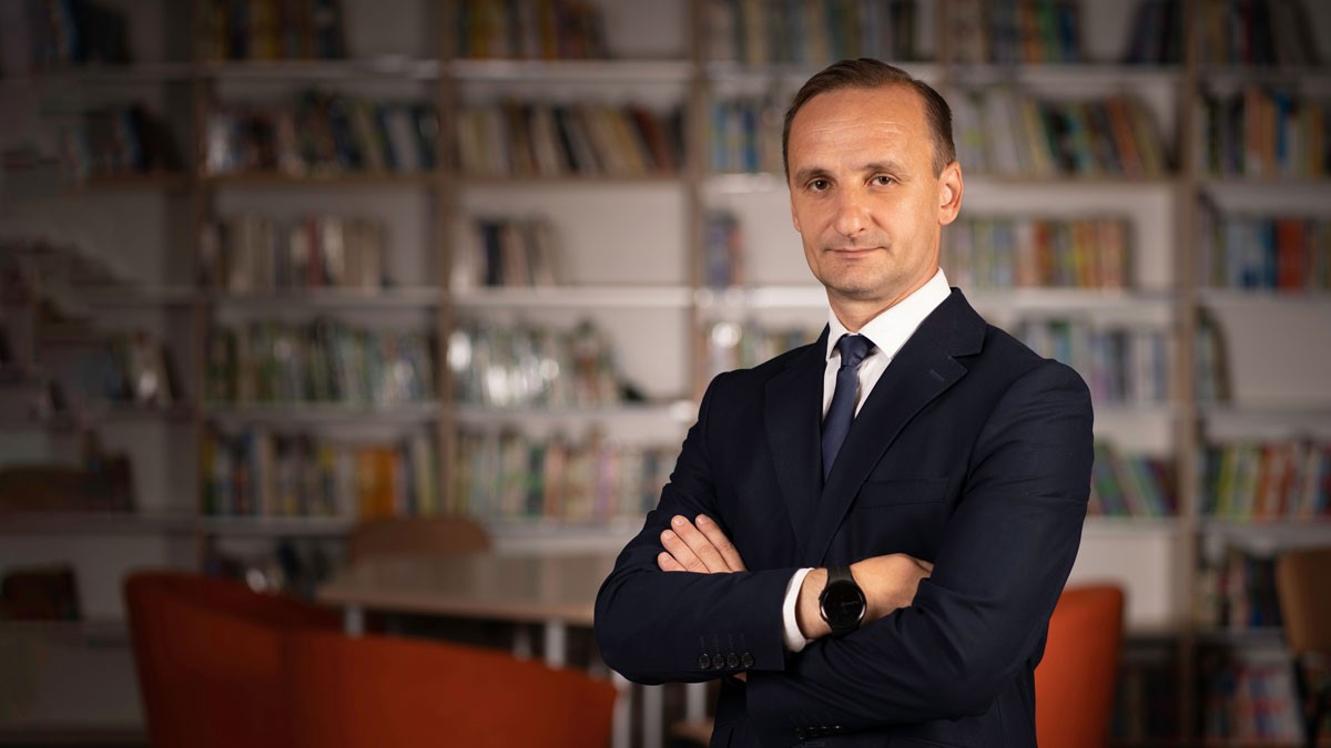 Alin Diniță, rectorul care a schimbat imaginea UPG Ploiești ...