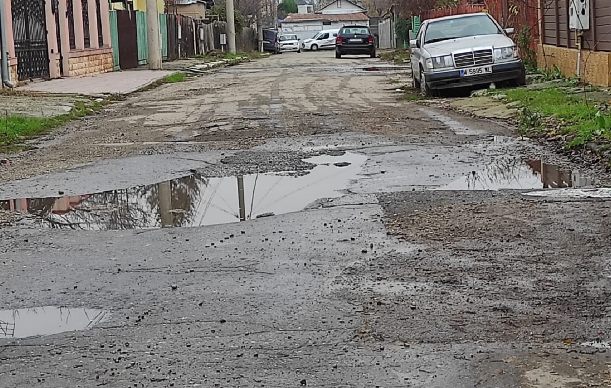 Strada Novac din Ploiești, uitată complet de autorități - Observatorul ...